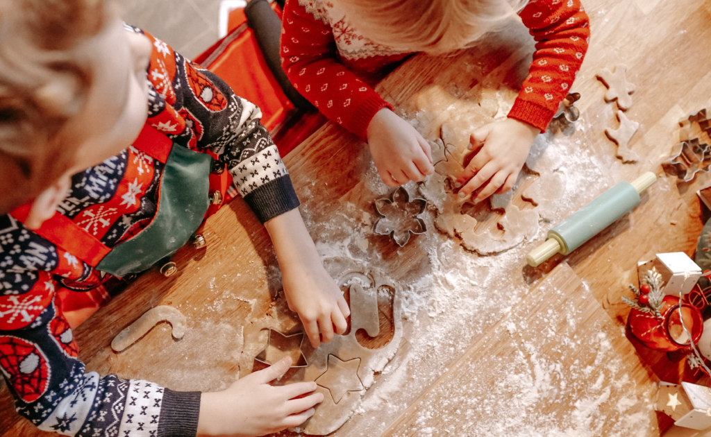 Top 10 Christmas Activities for Kids - Clever Bee Academy